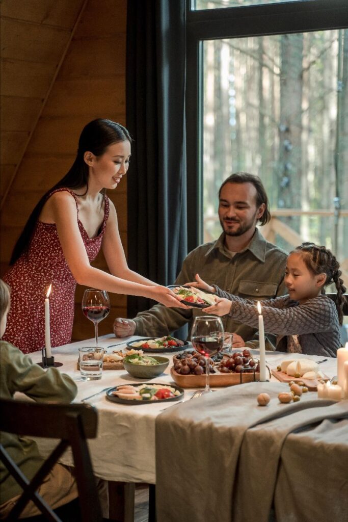 Tips For Dining Out With Kids - British American Household Staffing